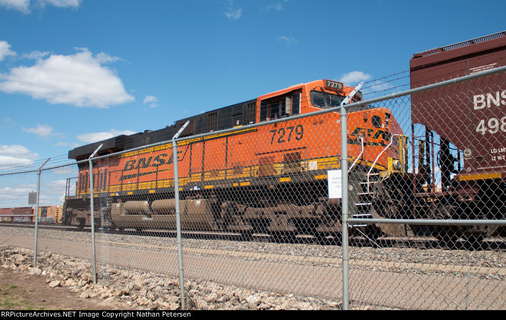 BNSF 7279